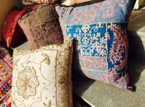 Top 10 Souvenirs to Buy in Udaipur, Rajasthan | Best Things to Buy in ...